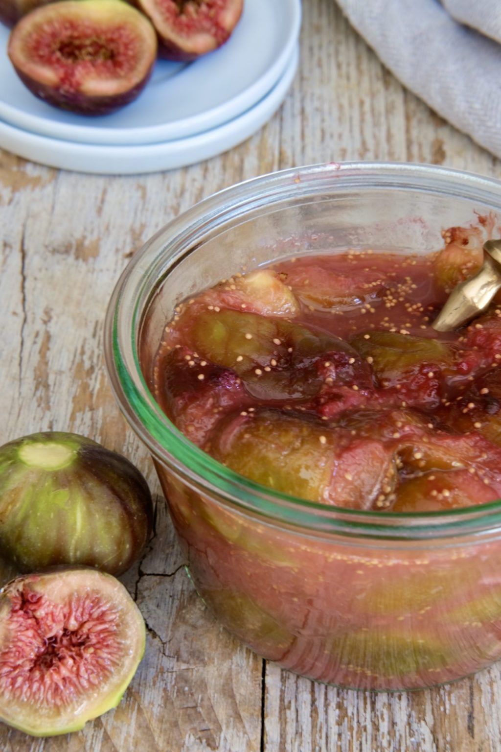 Tapioca Saffron Pudding with Fresh Fig Jam - anatabain.com